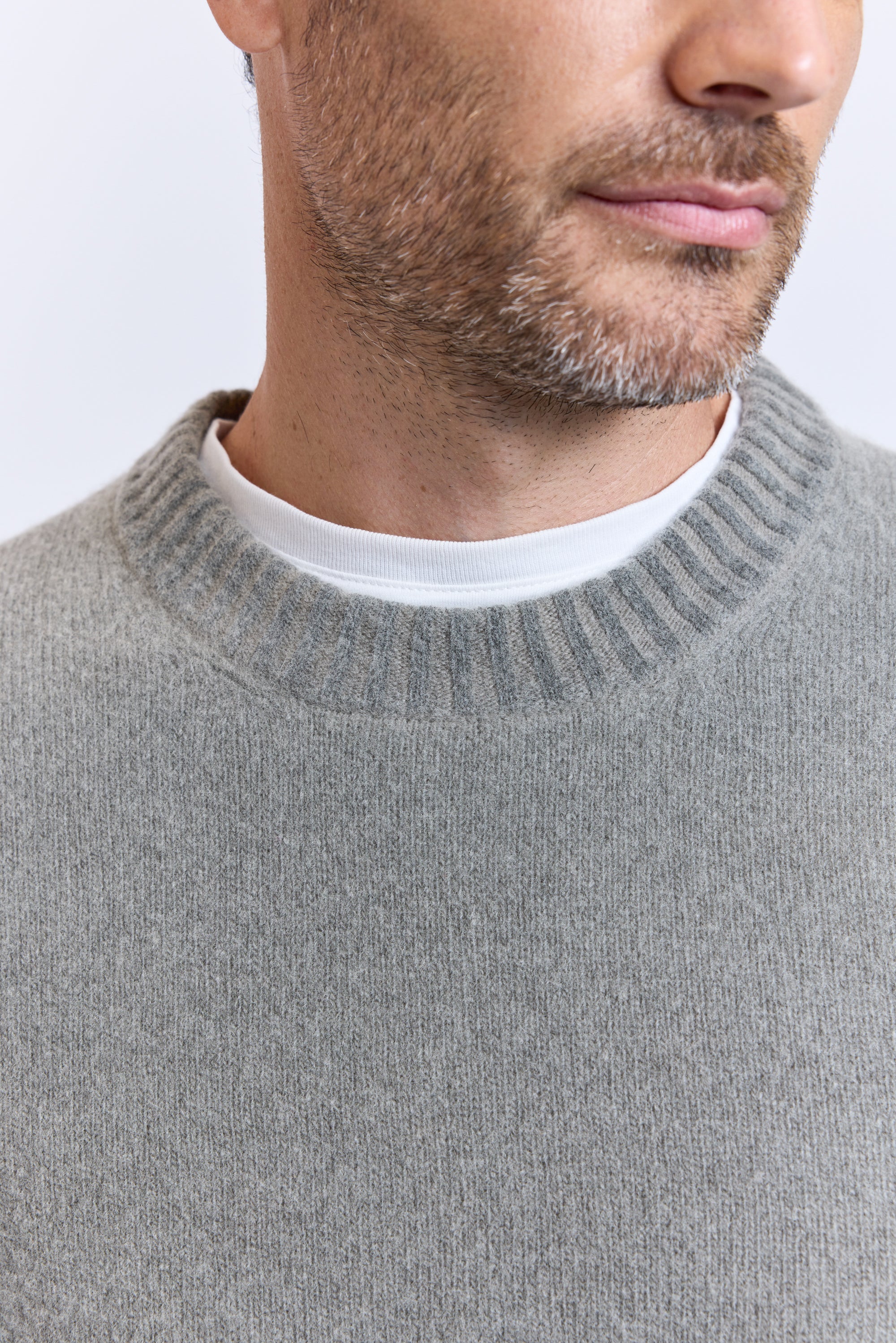 PULL SPRAY GRIS – Victoire Paris